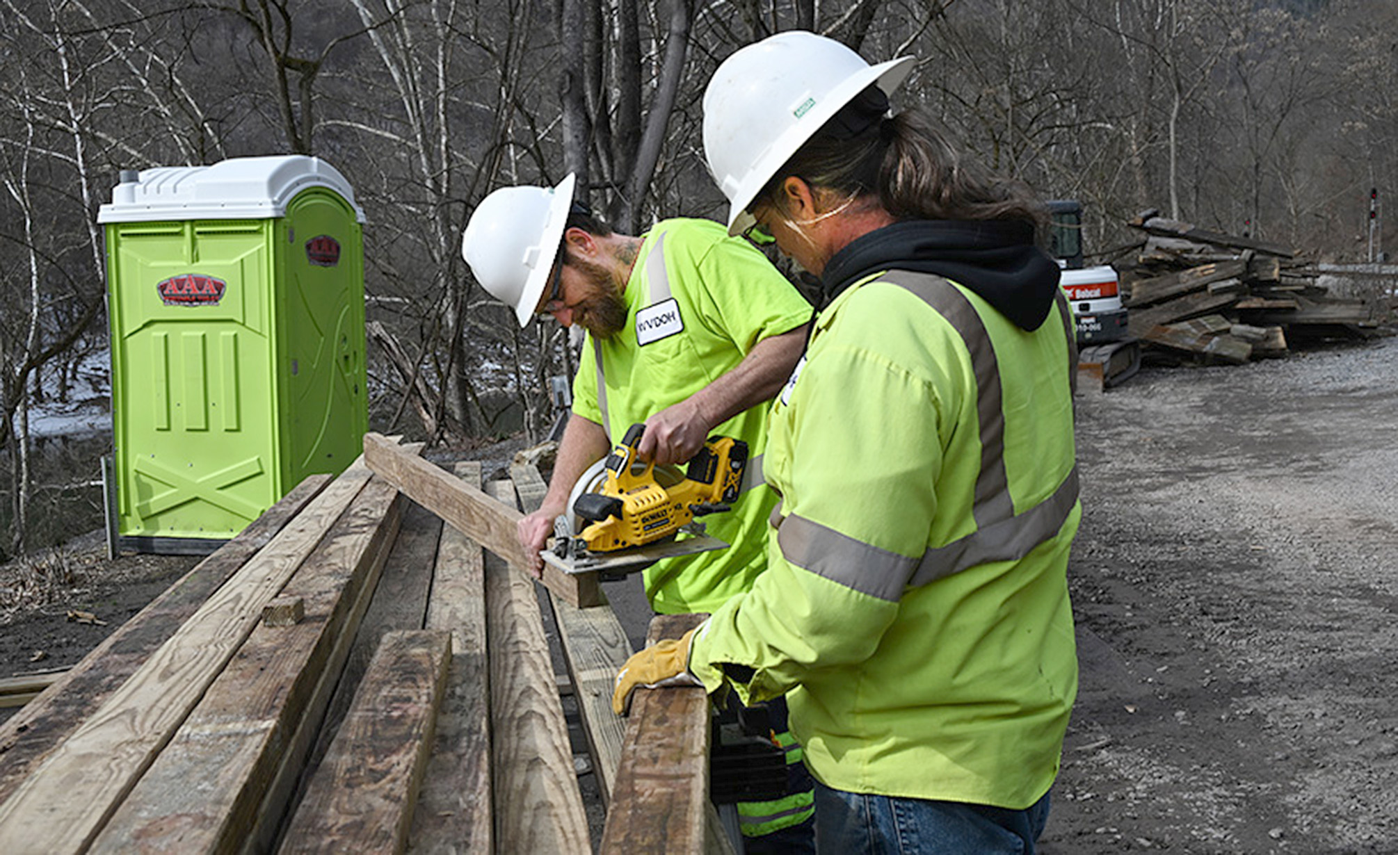 Bridge workers | News, Sports, Jobs - The Intermountain